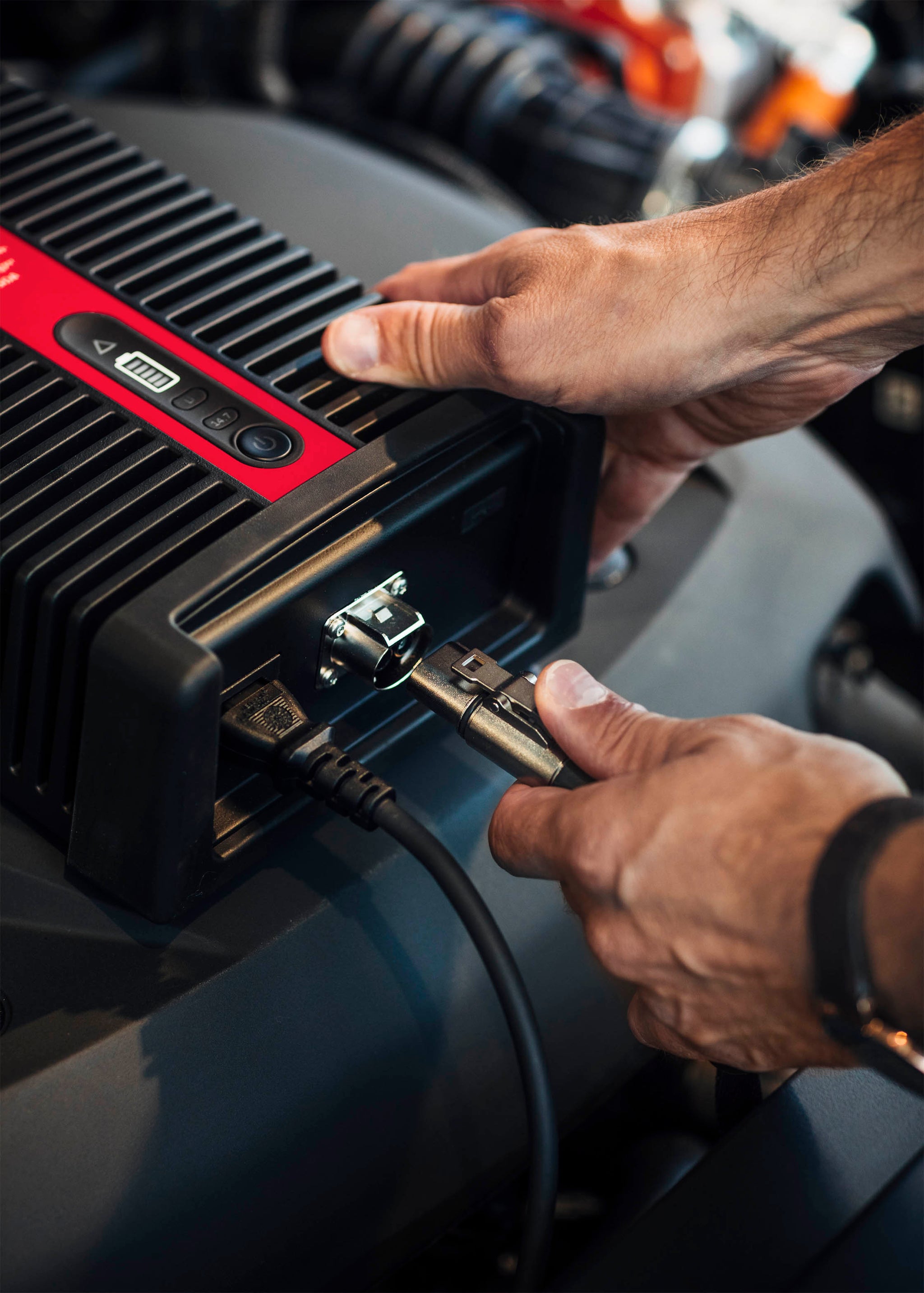 DEFA Professional Automotive Showroom Charger 40-50A